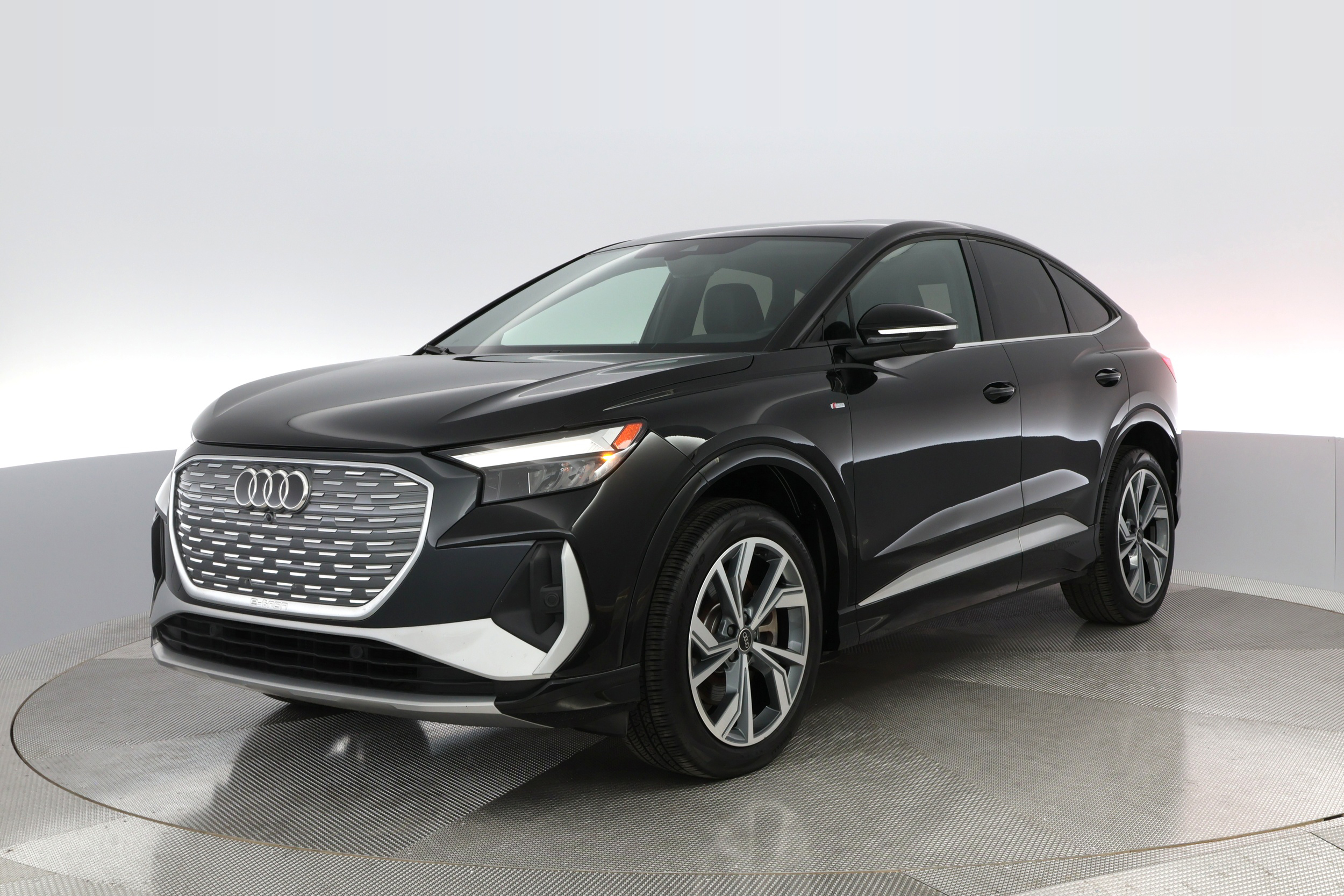 Ever Audi Q4 e-tron - 2023 Sportback Premium 50